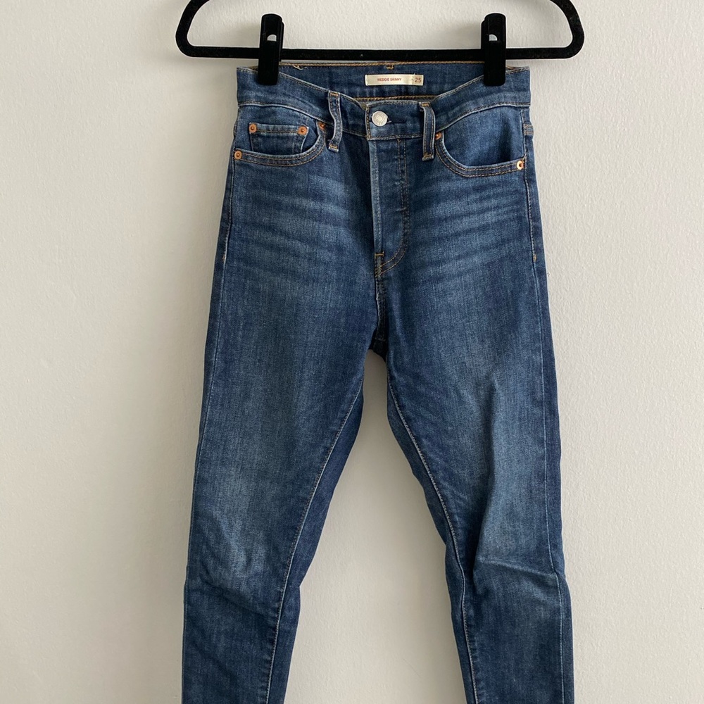 Levi’s Wedgie Skinny - Gem